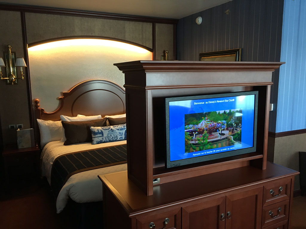 10 reasons why Compass Club at Disney's Newport Bay is worth the ...