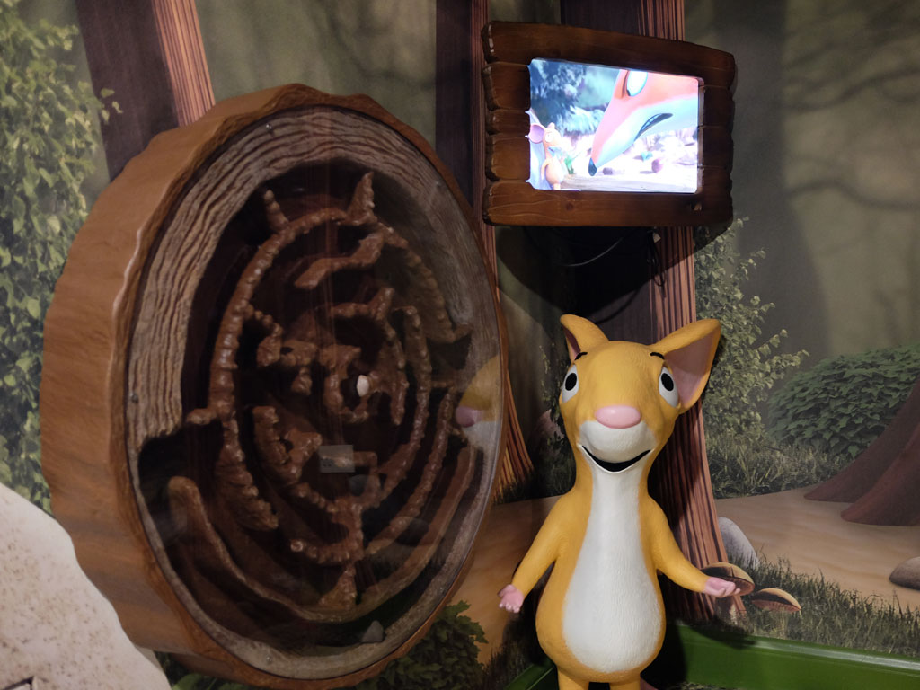 Why Gruffalo rooms at the Chessington Safari Hotel are worth the ...