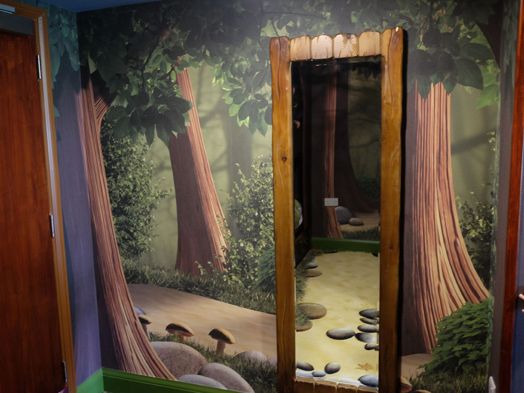 Our stay in the Gruffalo themed rooms at Chessington – You need to ...