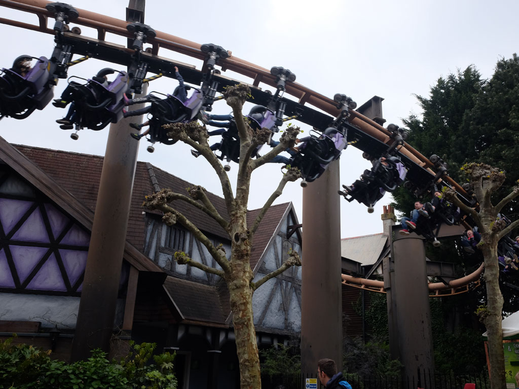 Review - Chessington World of Adventures – You need to visit | Family ...