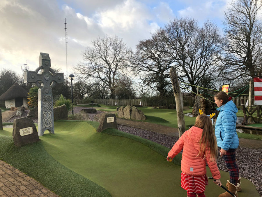15 of the best mini golf courses in the UK for families – You need to ...