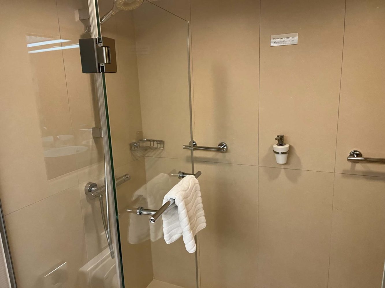 tui-marella-explorer-dining-228 – You need to visit | Family Travel Blog